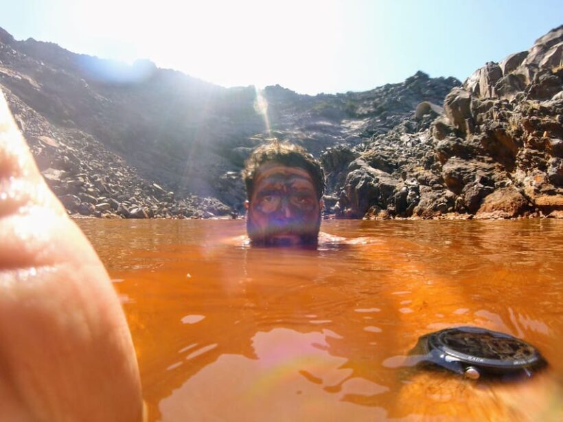 Santorini: Private Motorboat Cruise and Volcano Hike - FAQ
