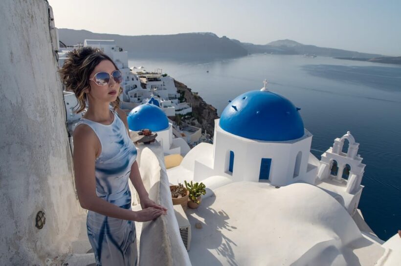 Santorini: Private Photo Shoot with a Professional - Setting the Scene: What You Can Expect