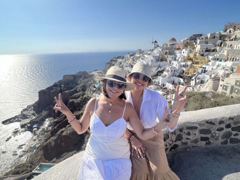 Santorini: Private Sightseeing Half-Day Tour - Practical Tips for Your Tour