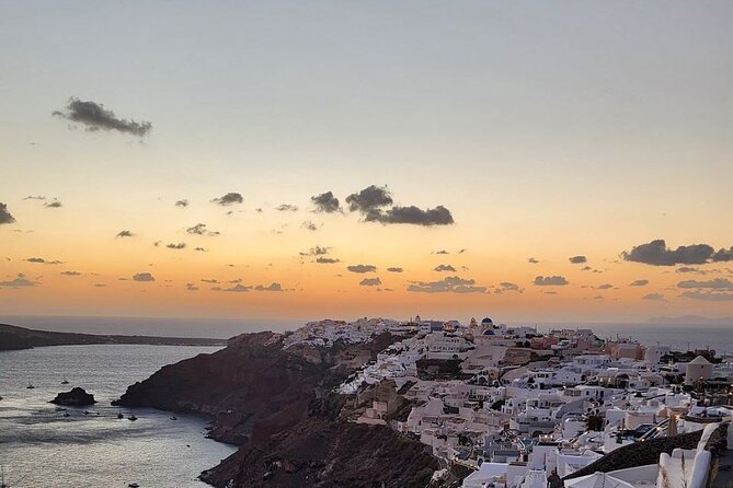 Santorini Private Tour Highlights 6h for Groups and Families - Exceptional Guide