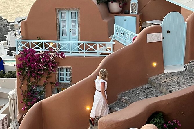 Santorini Private Tour in Spanish - Guide Highlights