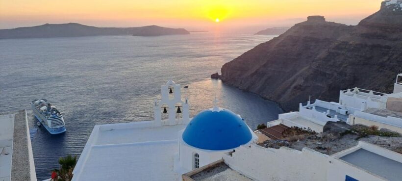 Santorini: Private Tour in Spanish with Local Guide - An In-Depth Look at the Tour Experience