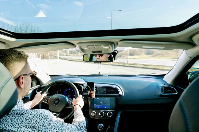 Santorini Private Transfer From or To the Ferry Port - Detailed Breakdown of the Transfer Experience