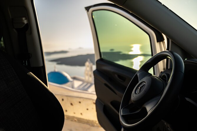 Santorini: Private Transfers To / From the Airport (JTR) - Additional Information for Travelers