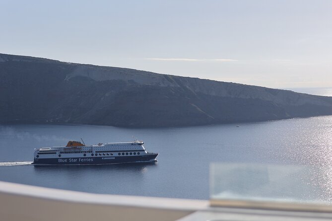 Santorini: Private Transfers To / From The Port Athinios - Why This Transfer Is Worth It