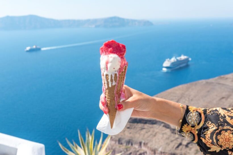 Santorini: Private Vistas Morning Hike inc. tastings - The Experience’s Impact on the Community