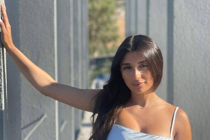 Santorini Private Wine Tour at Sunset With Tastings and Pictures - Cultural Insights and Local Traditions