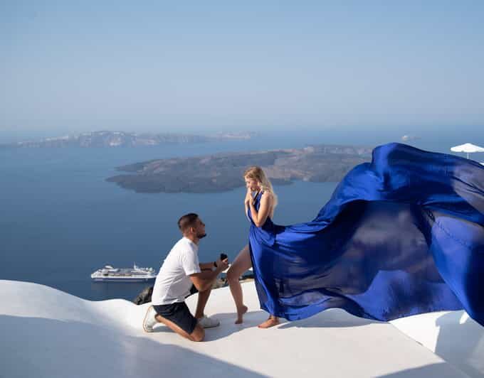 Santorini: Proposal Photoshoot l Private Entry to blue Dome - Why Choose This Proposal Photoshoot?