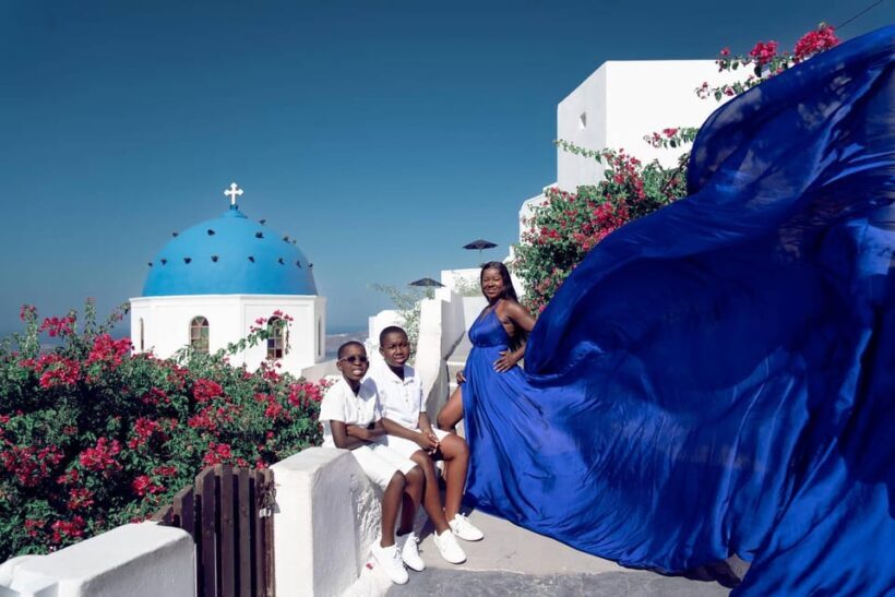 Santorini: Proposal Photoshoot l Private Entry to blue Dome - What’s Included and What’s Not