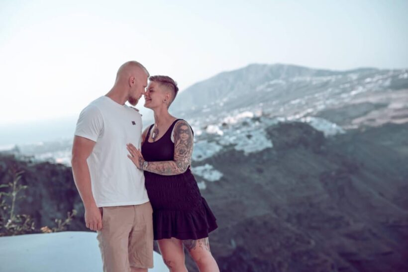 Santorini: Proposal Photoshoot l Private Entry to blue Dome - FAQ