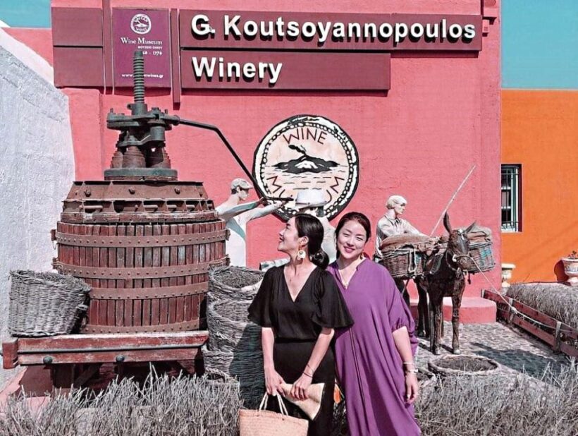 Santorini: Pyrgos, Winery & Oia - Key Points