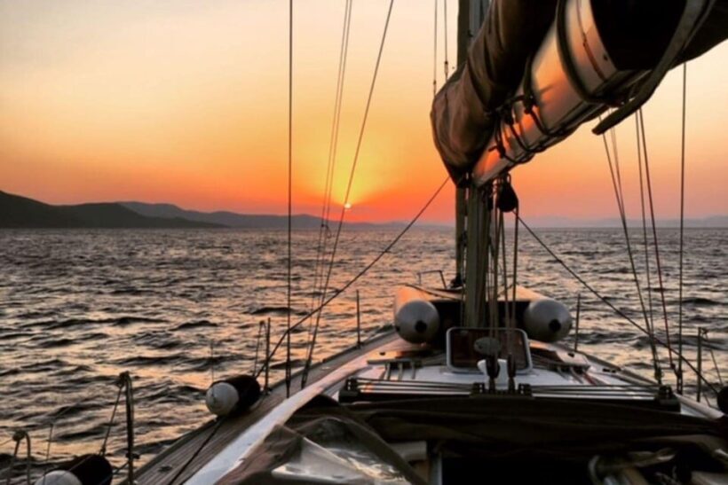 Santorini Sailsational: The Ultimate Caldera Sunset Cruise - Key Points