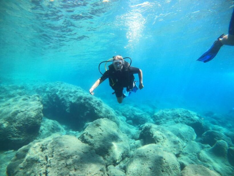 Santorini: Scuba Diving Experience in Caldera for Beginners - Who Should Book This Tour?