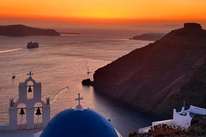 Santorini See Everything All Day Private Tour - Exploring Santorinis Iconic Locations