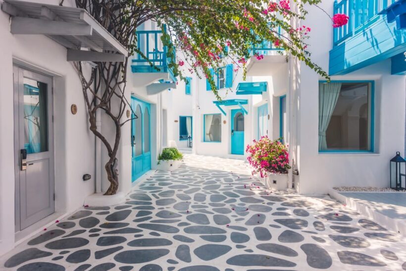 Santorini: Shore Trip to Bypass Cable Car with Boat Transfer - Final Thoughts: Who Should Consider This Tour?