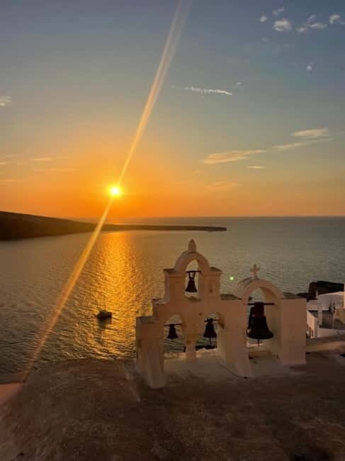 Santorini sightseeing -land tour (small group) - Who Should Consider This Tour?