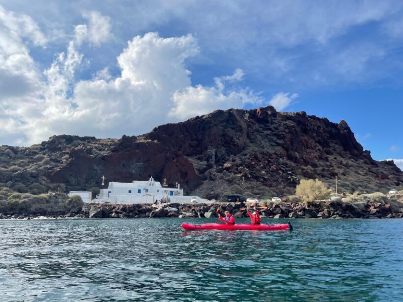 Santorini: South Sea Kayaking Tour with Sea Caves and Picnic - What to Expect During the Tour