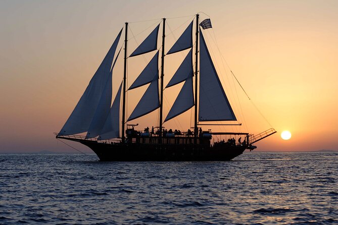 Santorini Sunset Dinner Cruise Including Nea Kameni Visit - Positive Aspects of the Cruise