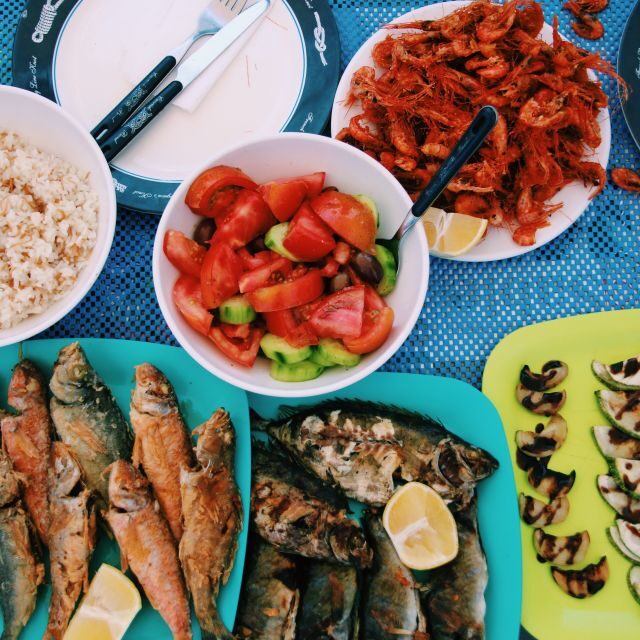 Santorini Sunset Fishing Trip with Dinner and Drinks - The Delight of a Fresh Fish Dinner
