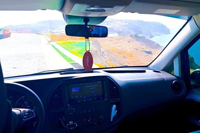 Santorini Taxi Service - Customer Reviews and Recommendations