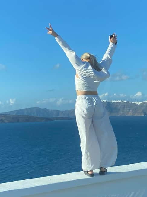 Santorini Tour - Let's Explore Santorini - The Scenic Highlights That Make This Tour Special