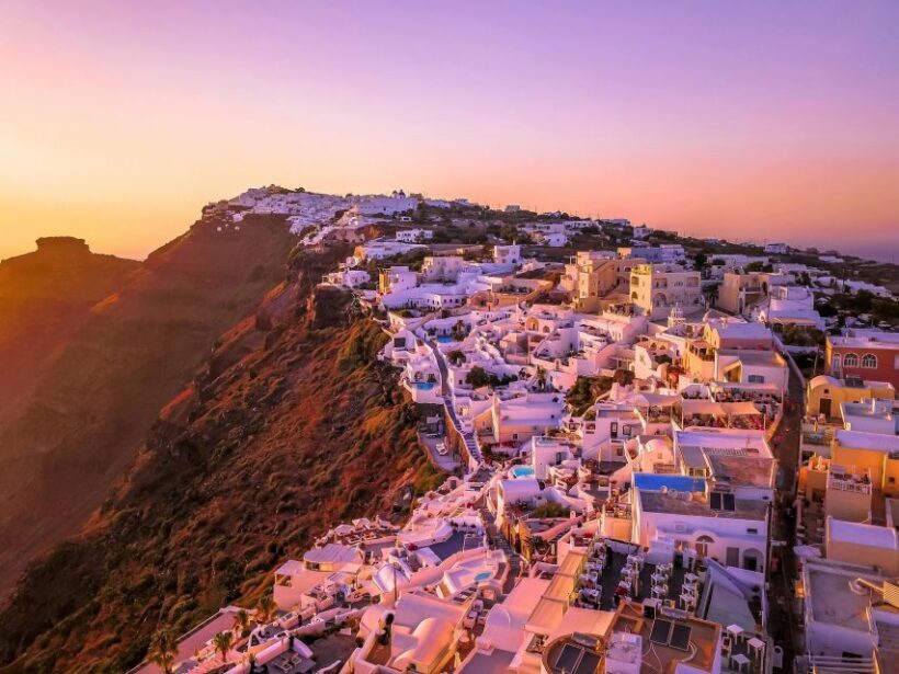 Santorini Tour : Oia, Black Beach, and Pyrgos Half-Day Tour - FAQ