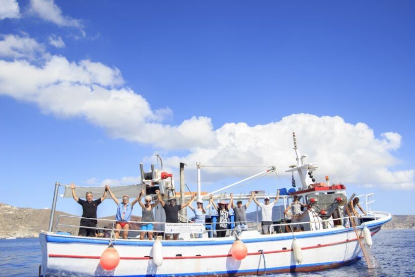 Santorini: Traditional Fishing Trip and Fresh Fish Lunch - The Fresh Fish Lunch: From Sea to Plate