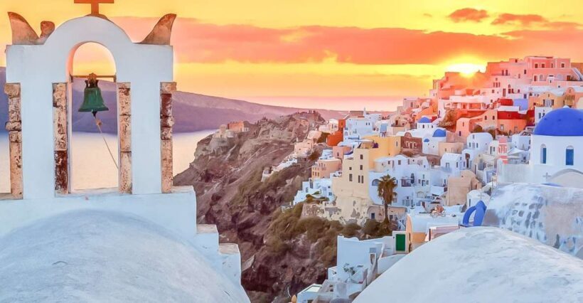 Santorini: Traditional Sightseeing Bus Tour with Oia Sunset - What to Expect from This Santorini Bus Tour