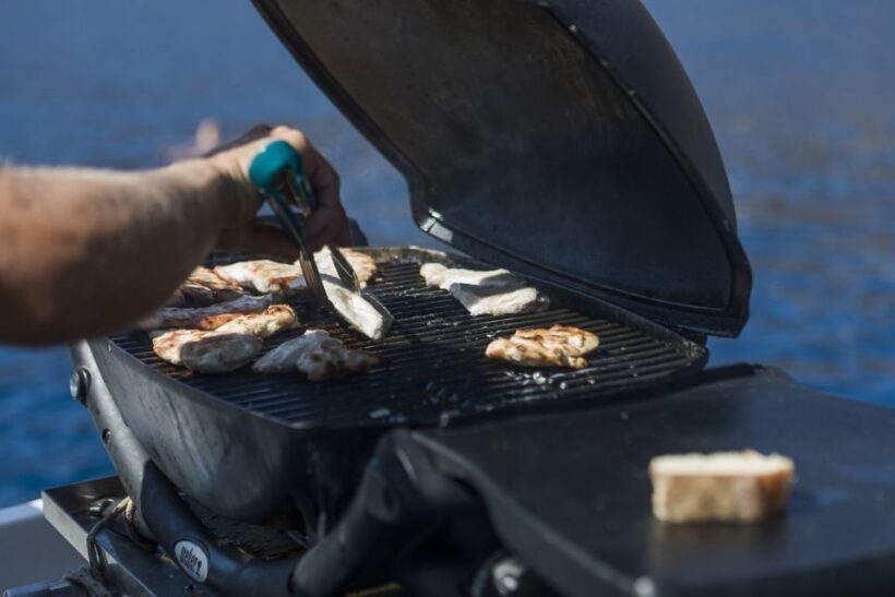 Santorini: Traditional Wooden Boat Tour with Meal and Wine - An In-Depth Look at the Santorini Wooden Boat Tour