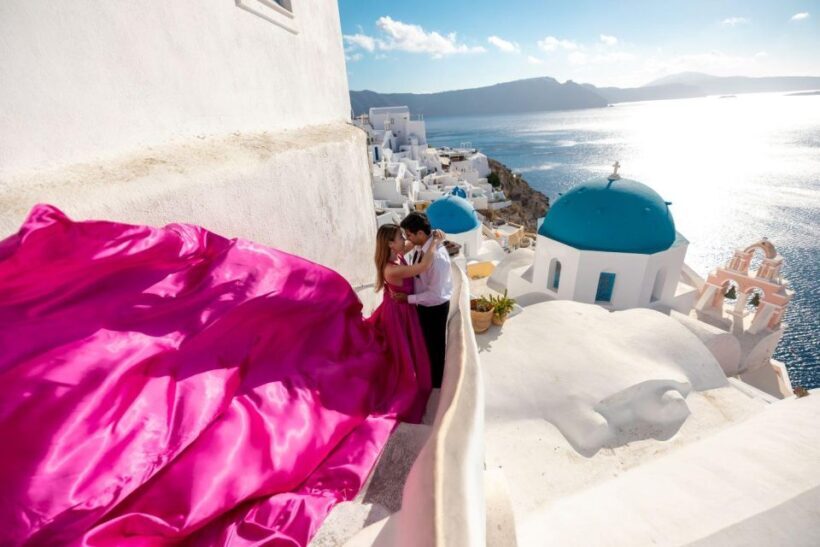 Santorini: Unique Flying Dress Photoshoot Experience - The Value for Money