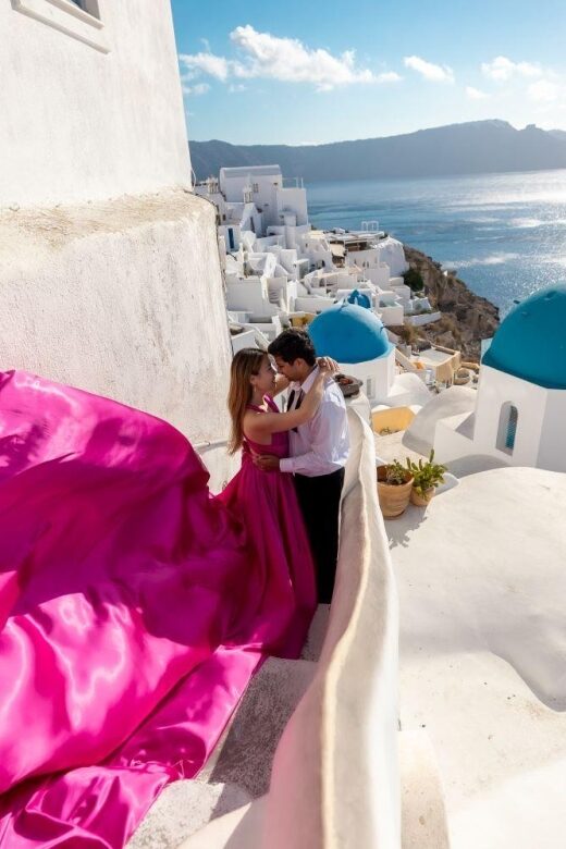 Santorini: Unique Flying Dress Photoshoot Experience - Who It’s Best For