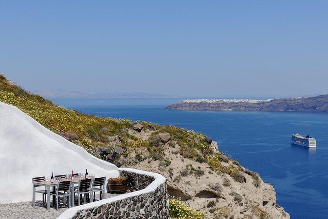 Santorini Wine Tasting and Sunset Getaway Small Group Tour - What Makes This Tour Stand Out?