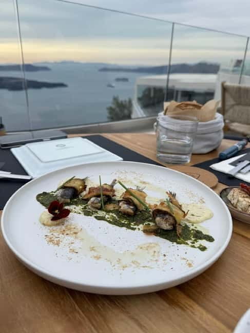 Santorini: Wine Tour Experience with Sunset Dinner - Analyzing the Value