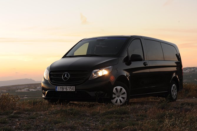 Santorini Wine Tour With 10 Wine Tastings and Oia Sunset - Sunset Experience in Oia