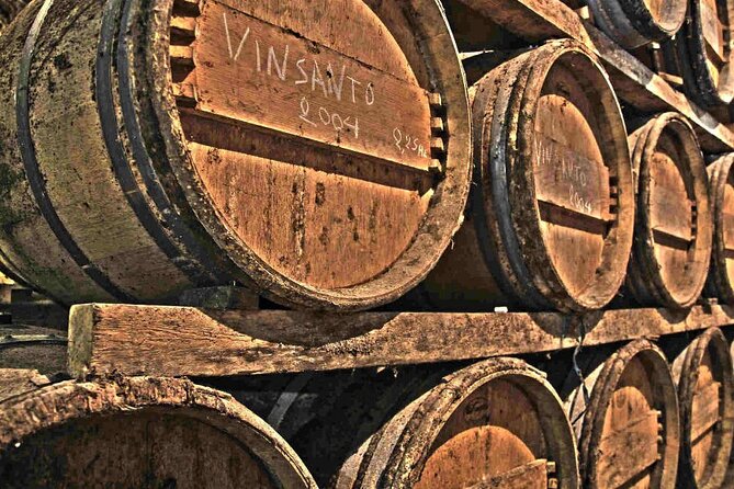 Santorini Wine Tour With Sunset in Oia - Reviews and Feedback