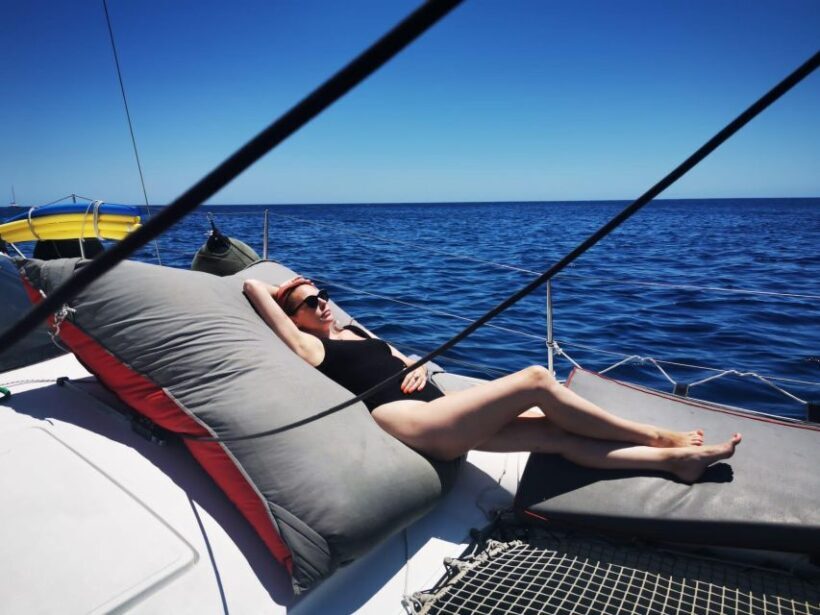 Santorini:Catamaran: private cruise with food & drinks - FAQ