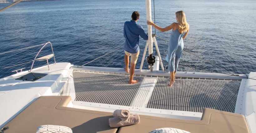 Santorini:Private Catamaran Tour with BBQ & Unlimited Drinks - The Experience in Detail