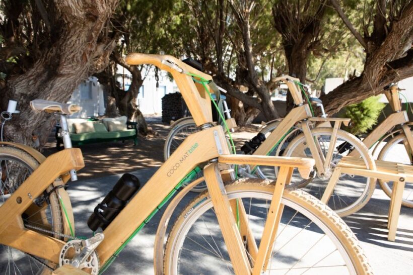 Santorini's Private Wooden E-Bike Tour with Lunch or Dinner - Frequently Asked Questions
