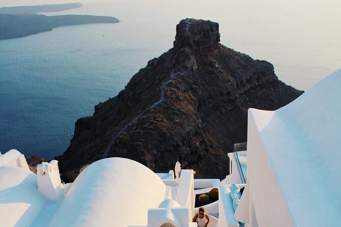 Santorinis Story. Insta and Tiktok Experience. Private Tour - Exploring Santorinis Iconic Sights