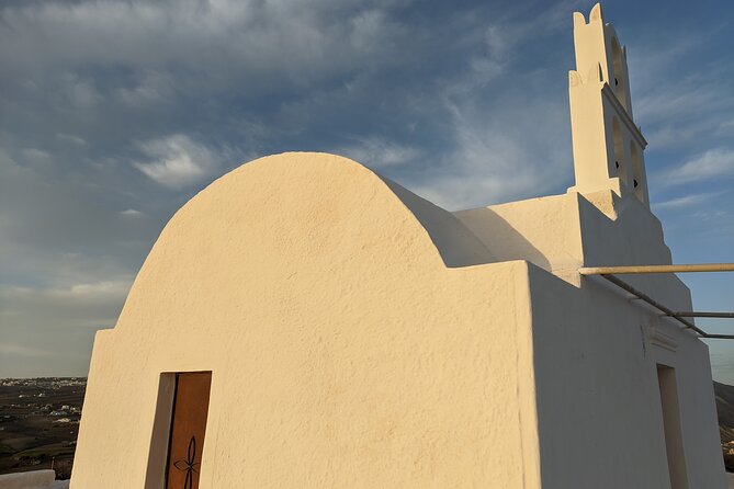 Santorinis Story. Insta and Tiktok Experience. Private Tour - Creating Instagram and TikTok-Worthy Moments