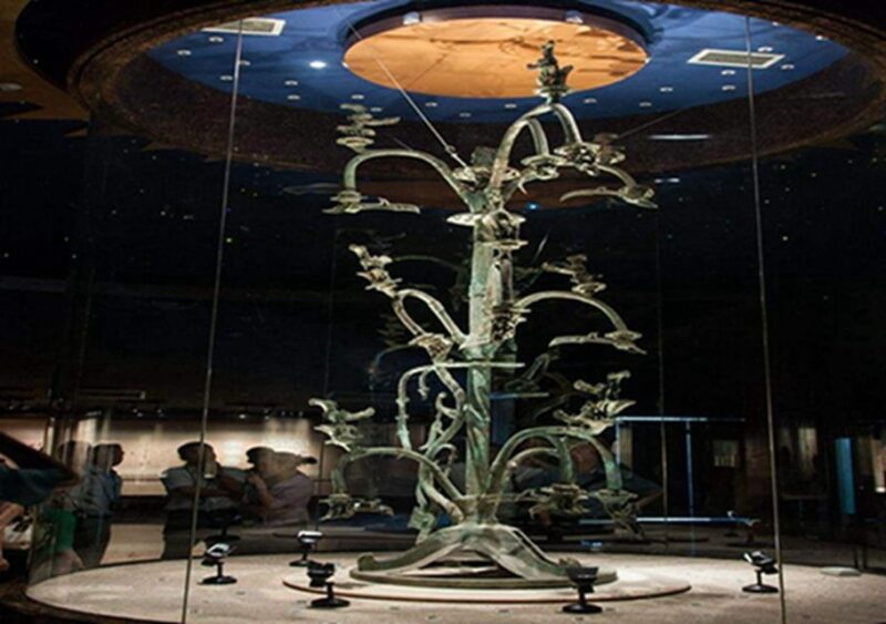 Sanxingdui Museum Small Group Tour with Optional Panda Base - What Makes This Tour Stand Out