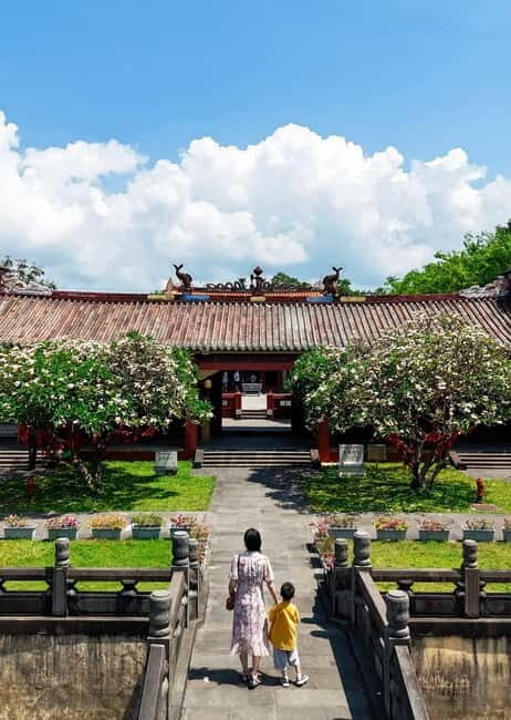 Sanya: Ancient Town, Sea Cliff & Giant Guanyin Cultural Tour - The Sum Up
