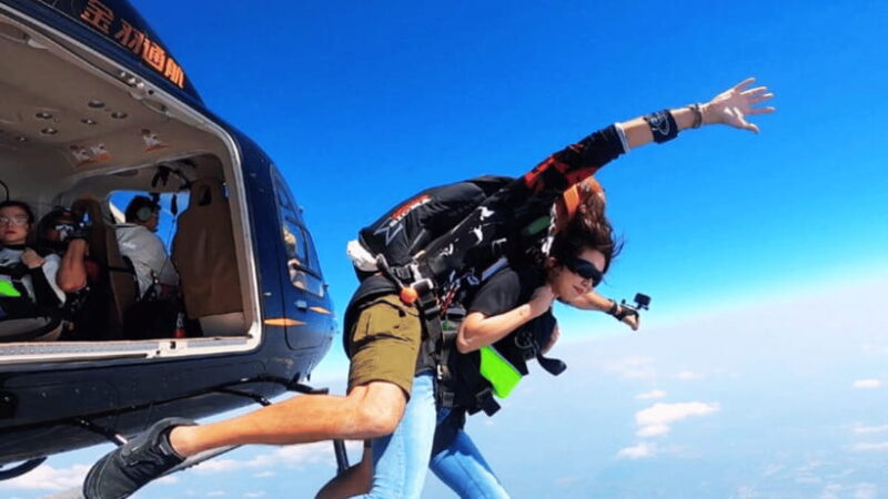 Sanya: Skydiving Experience with Helicopter or Aircraft - What Is the Experience Like?