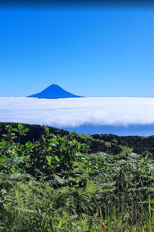 São Jorge: PR01 Hike & Tour - Full Day Adventure - Exploring São Jorge with the PR01 Hike & Tour