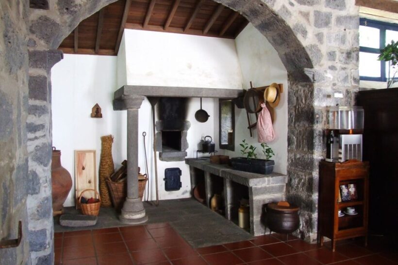 São Miguel: Full-Day 4WD Jeep Tour to Furnas with Lunch - Key Points