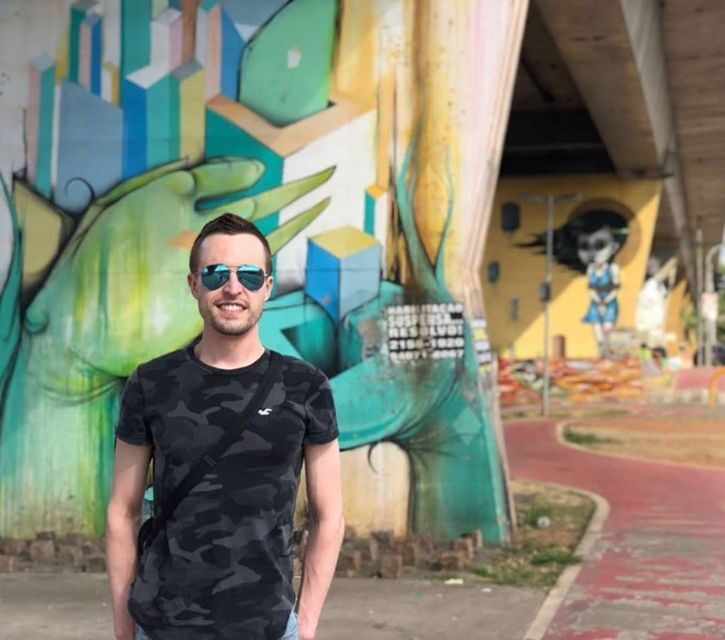 São Paulo Street Art Tour - Key Points