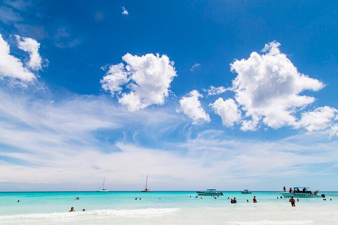 Saona Catamaran Cruise with Lunch and Natural Swimming Pool - Return to Bayahibe and Punta Cana