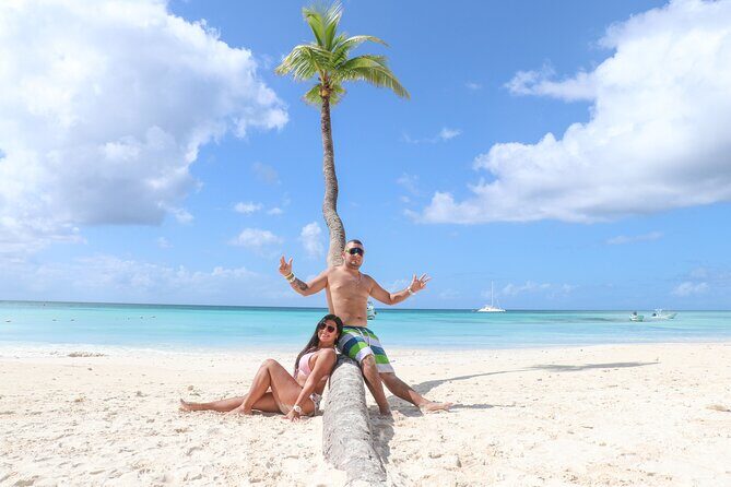 Saona Island Catamaran Tour Buffet & Open Bar from Punta Cana - FAQ