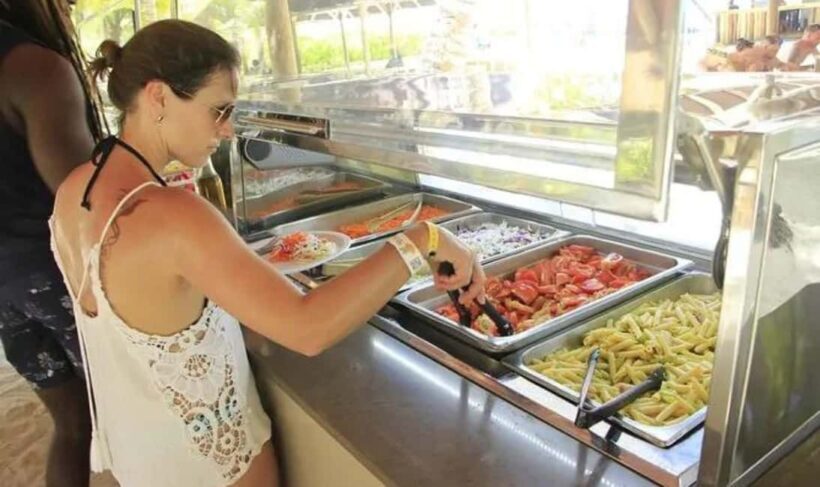 Saona Island From Santo Domingo With Catamaran, Food & Drink - An Authentic Day Trip to Saona Island: What You Can Expect