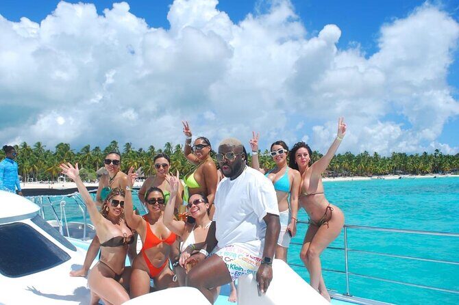 Saona Island Luxury Full Day Catamara Food Drink in Punta Cana - Key Points
